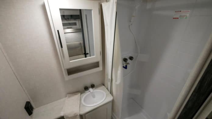 RV Review: 2021 r•pod RP-196 Travel Trailer – Is bigger better? - RV Travel