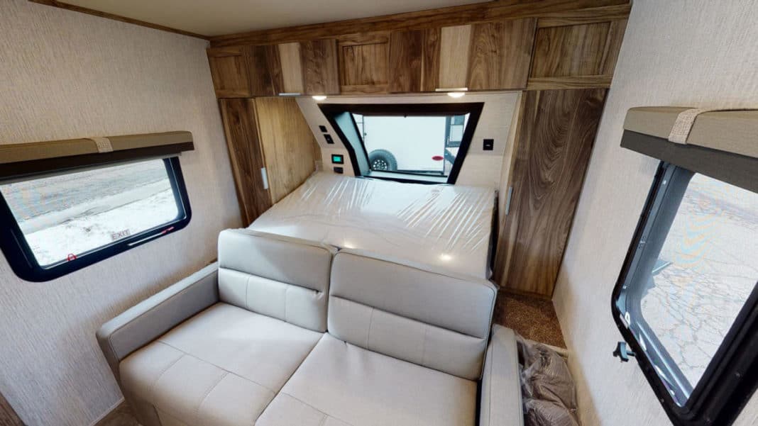 RV review: 2021 Palomino Revolve EV1 – All-electric travel trailer - RV ...