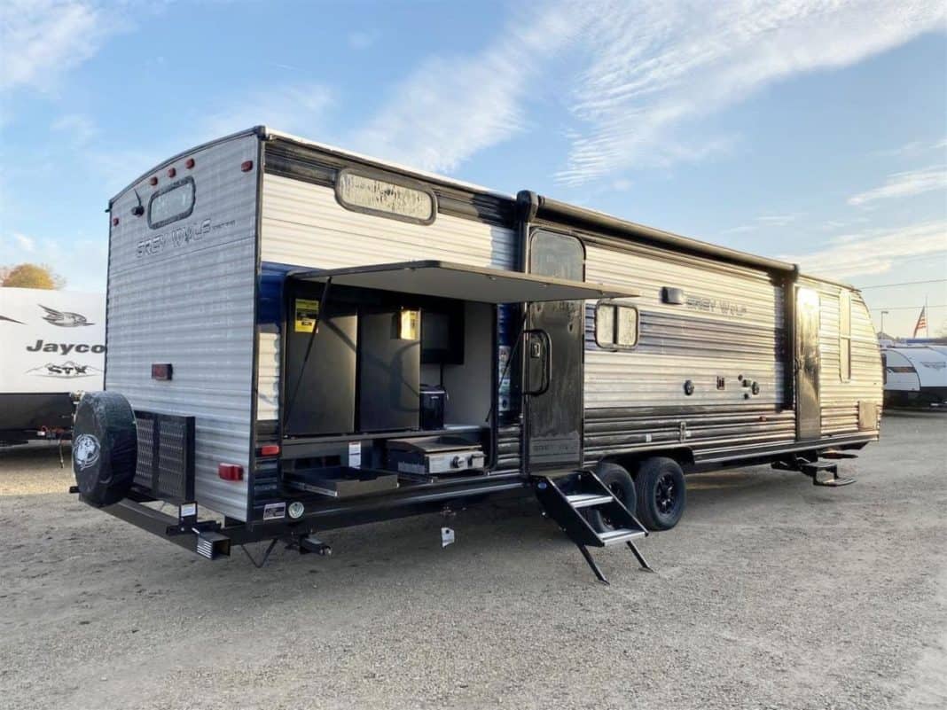 RV Review: 2022 Cherokee Grey Wolf 29TE – It has the best outdoor ...