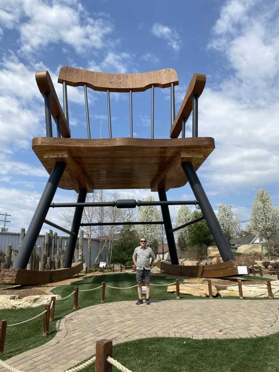 Roadside attractions: "Big Things Small Town" is a big adventure! - RV ...