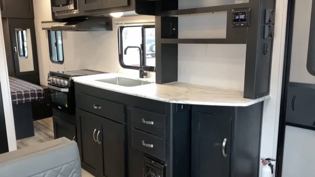 RV review: Coachmen Freedom Express Select 20SE, a no-slide travel ...