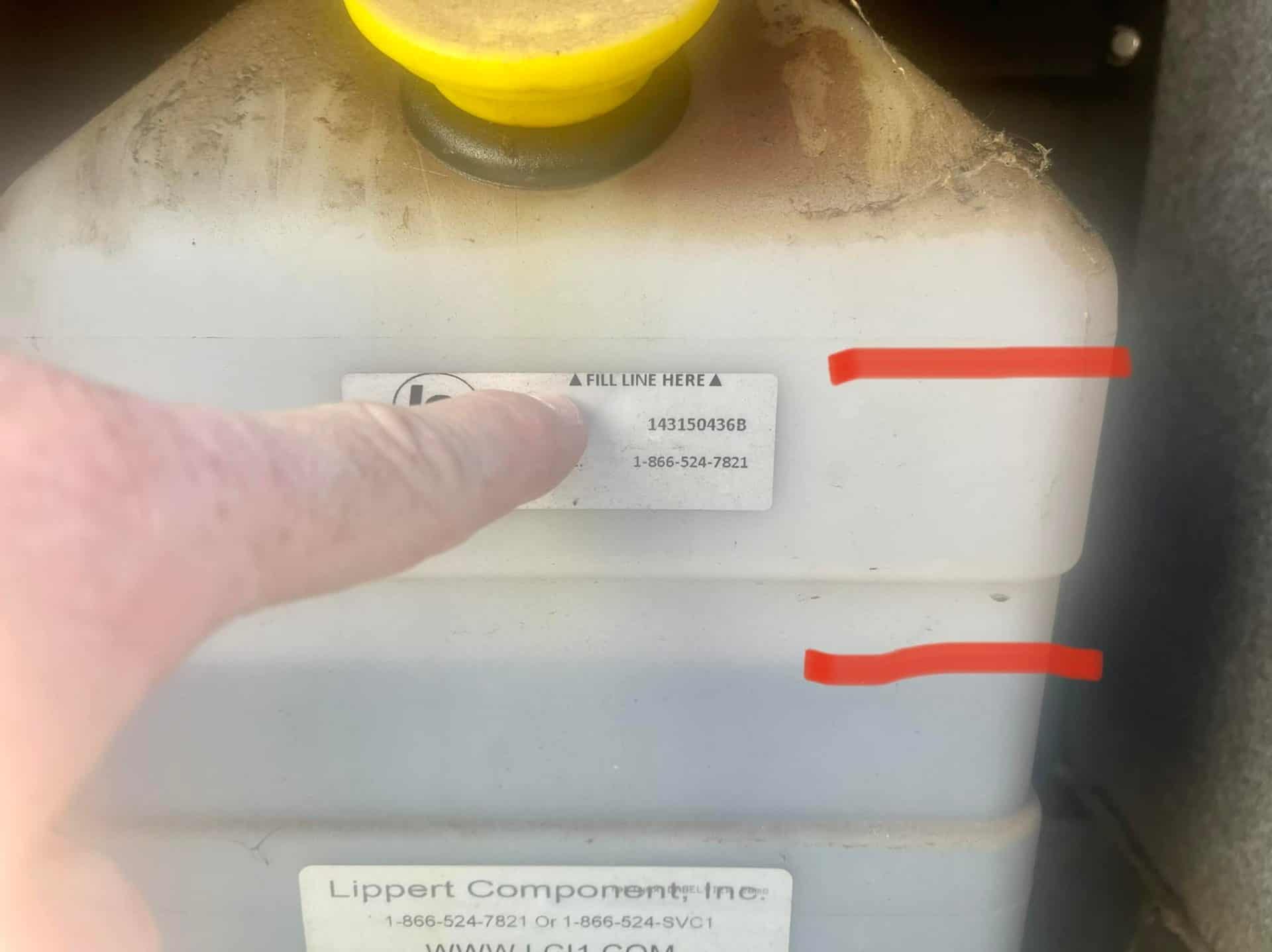 How to keep hydraulic leveling jacks and slide-outs working