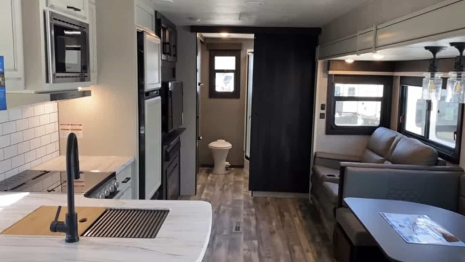 RV Review: 2022 Jayco Eagle HT 320FBOK - RV Travel