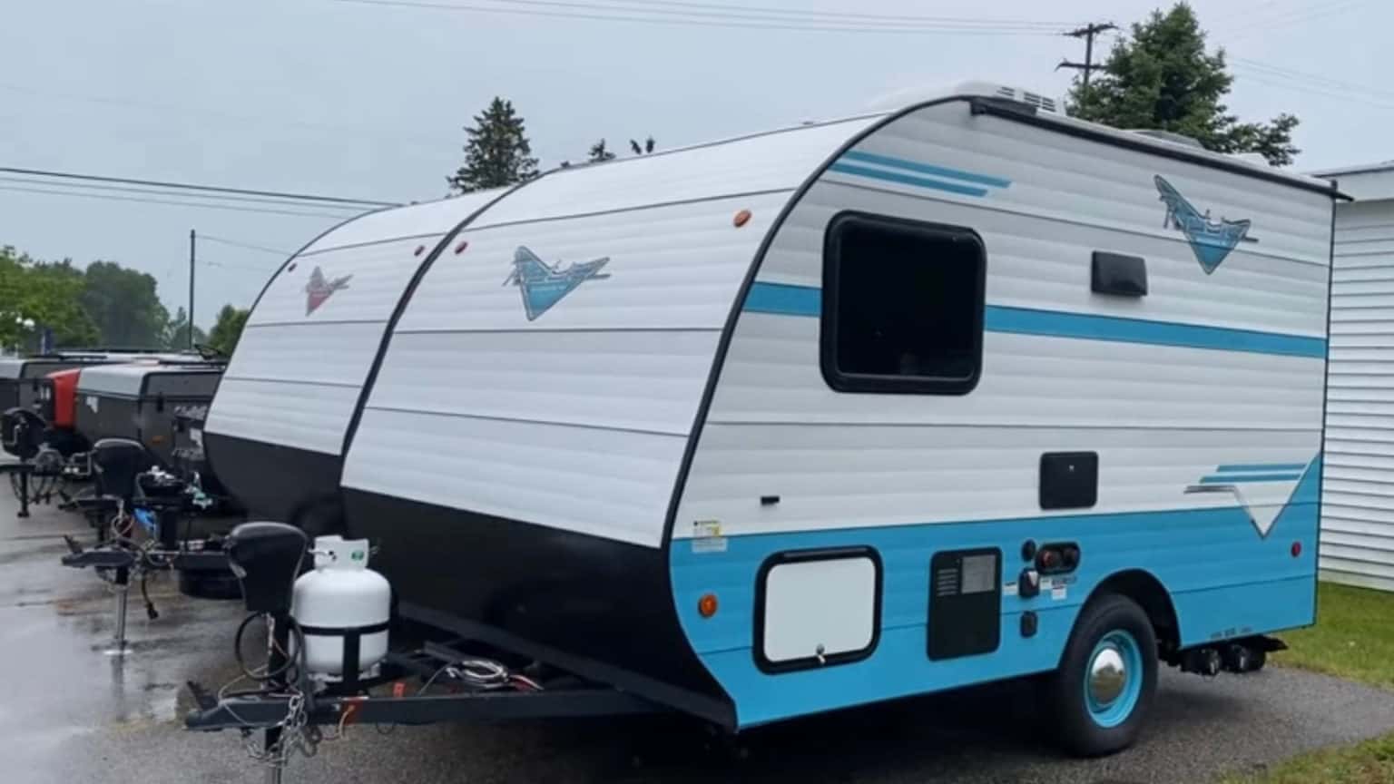 RV Review: Riverside RV Retro 135, a pickup camper on wheels - RV Travel