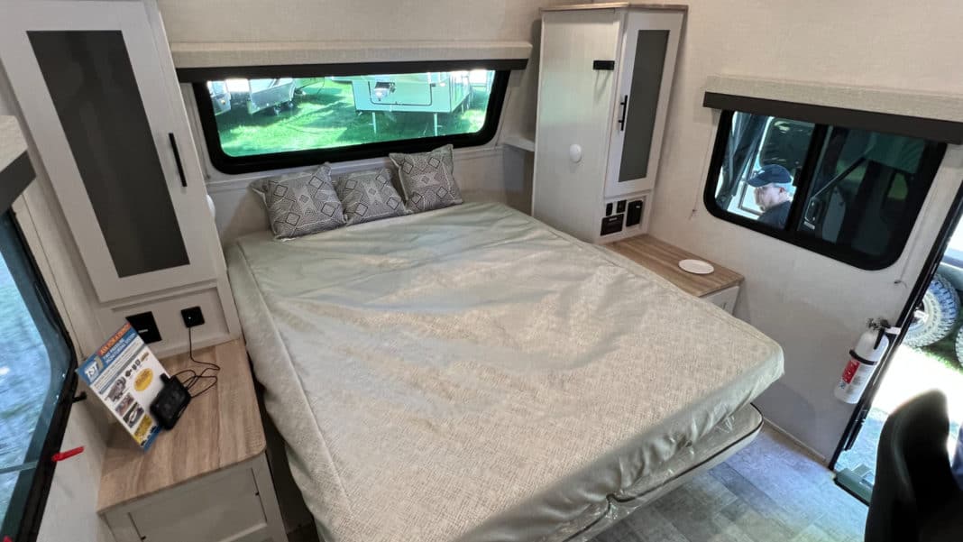 RV Review: No Boundaries NB20.4 Beast Mode prototype - RV Travel