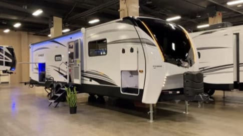 RV Review: 2023 Jayco Eagle HT 320FBOK—spaaaacious - RV Travel