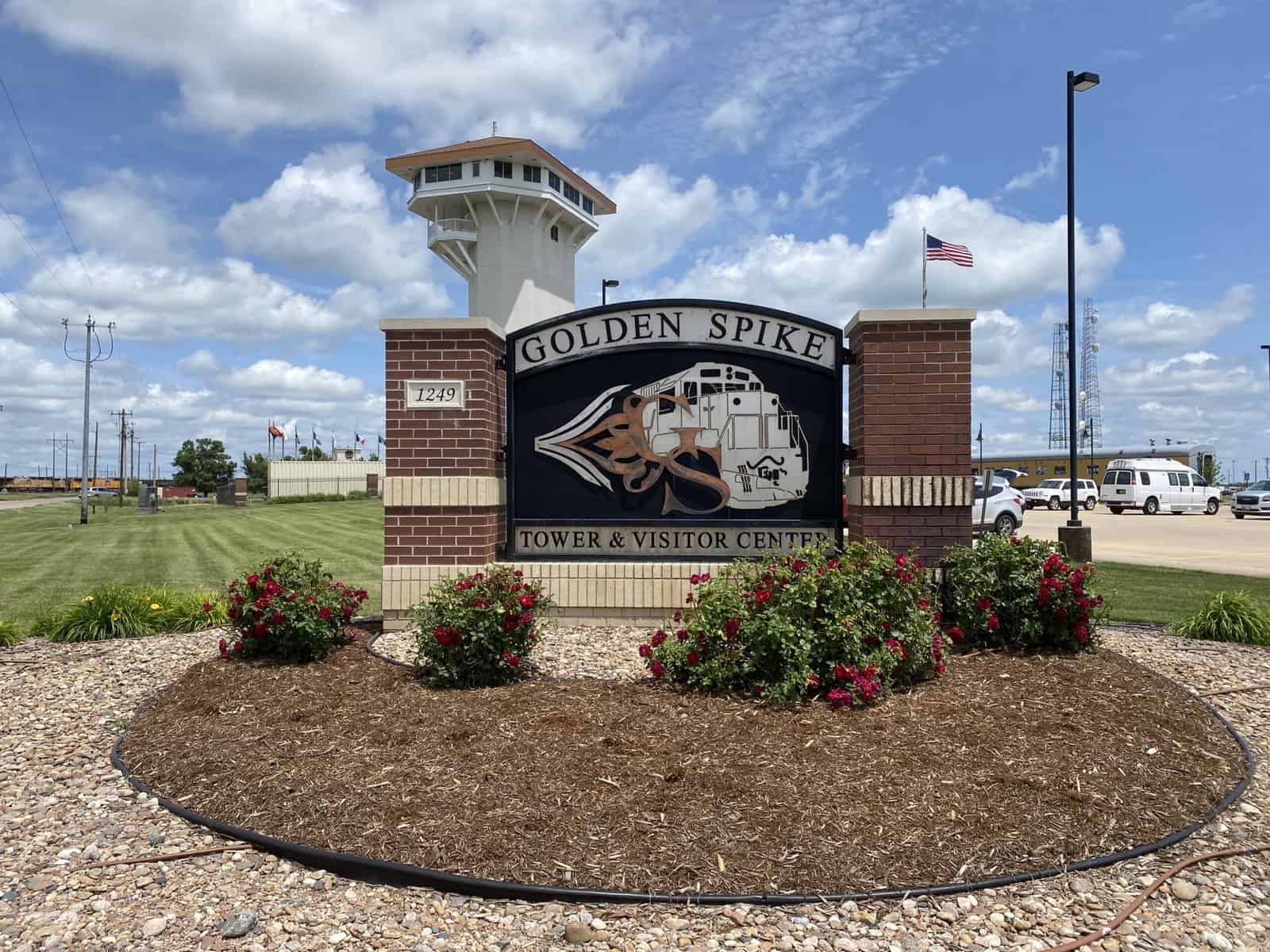 Short stop at Golden Spike Tower and Bailey Yard, the biggest rail yard ...