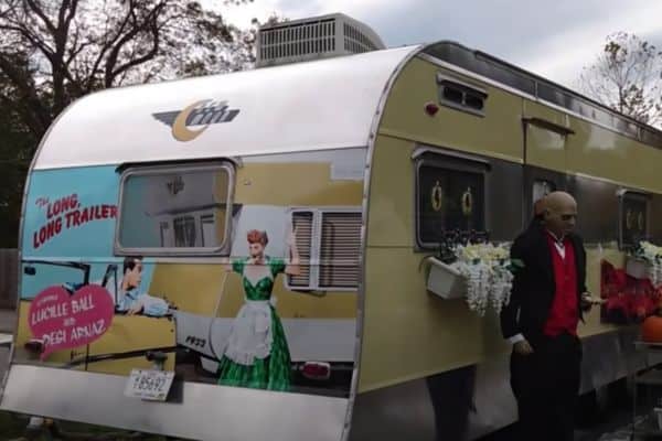 Tour the Long Long Trailer: 1953 New Moon trailer like Lucy’s