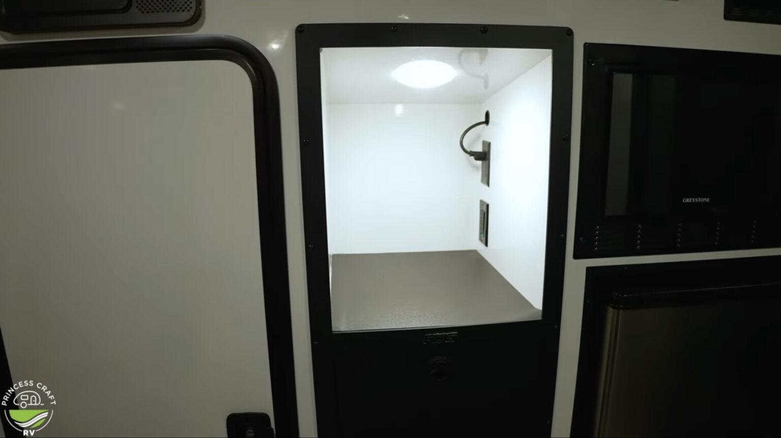 Encore RV RōG 16RB—An unusual overlanding trailer - RV Travel