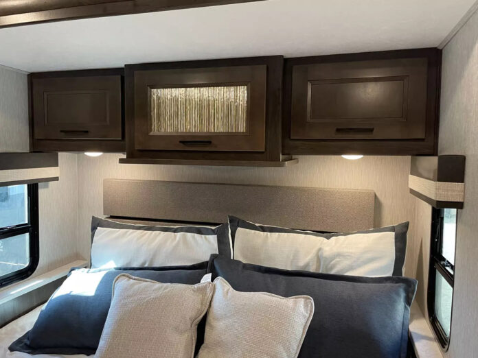 Coachmen Mirada 35ES—A brilliant solution to the bunkhouse dilemma - RV ...
