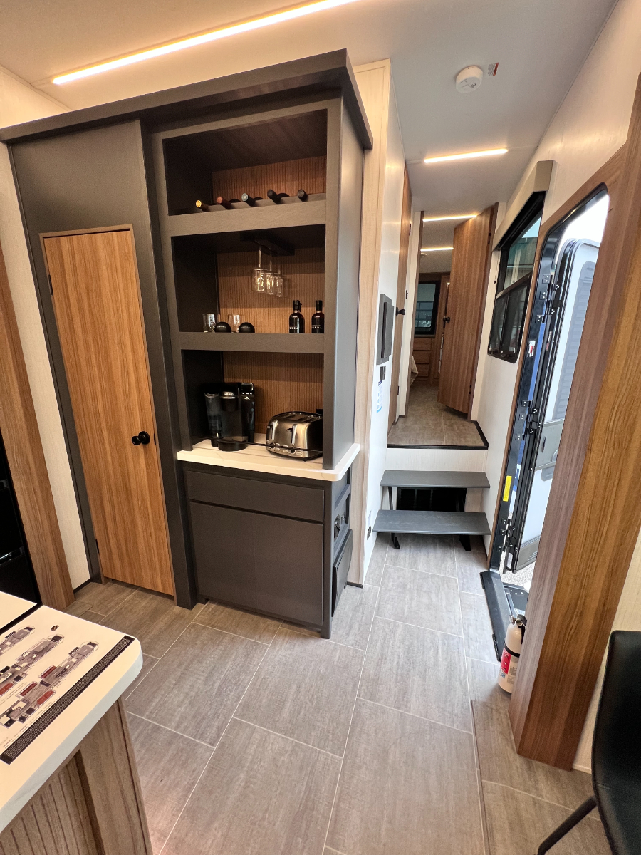 RV preview – 2024 Heartland Corterra CT3.0 fifth wheel with safety ...