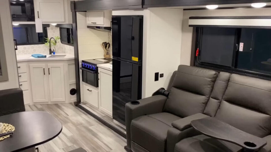 Checking in on the Jayco Jay Feather 21MML—new and improved - RV Travel