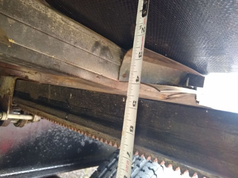 Can you figure out what's wrong with this through-frame slide-out? - RV ...