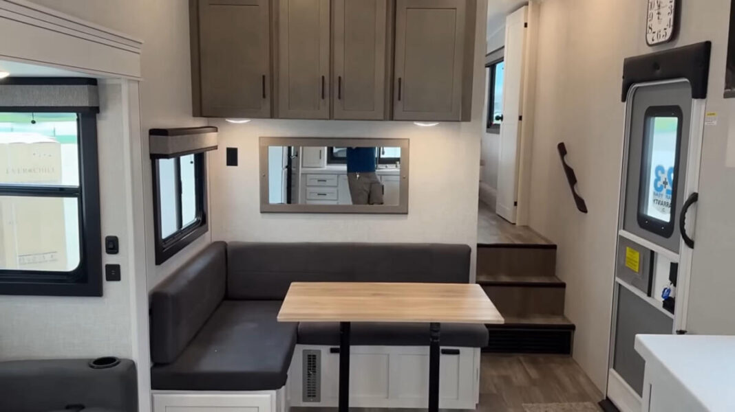 RV review: 2025 Jayco Eagle HT 27MLC – Counterpalooza - RV Travel