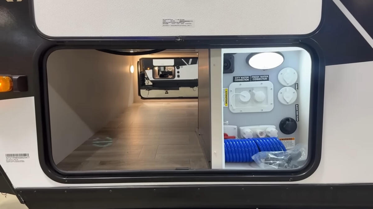 RV review: 2025 Prime Time RV Tracer 24RKS—A little 'meh' - RV Travel