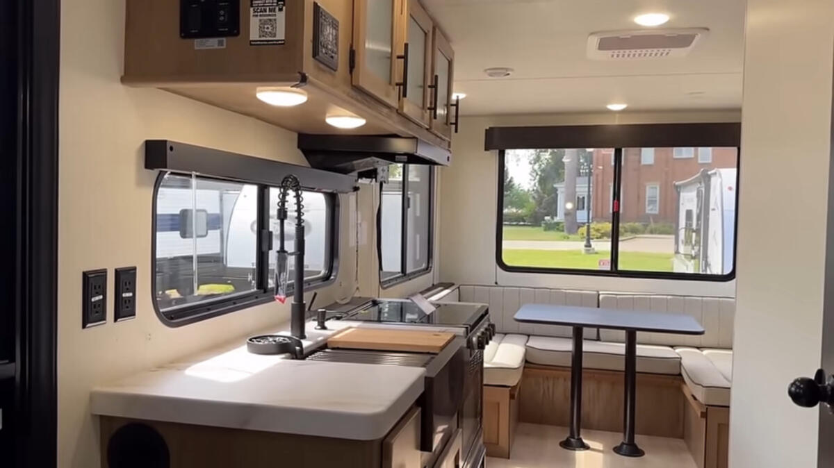 RV review: 2025 Cherokee Grey Wolf 20RDSE—big value, little trailer ...