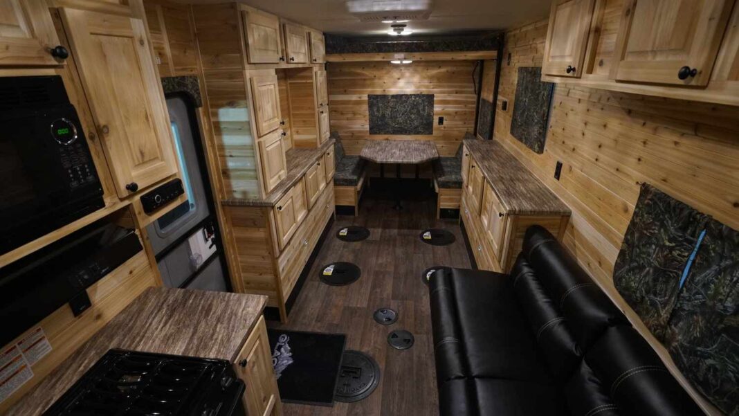 RV review: Glacier Ice House 18RD—Something fishy going on - RV Travel