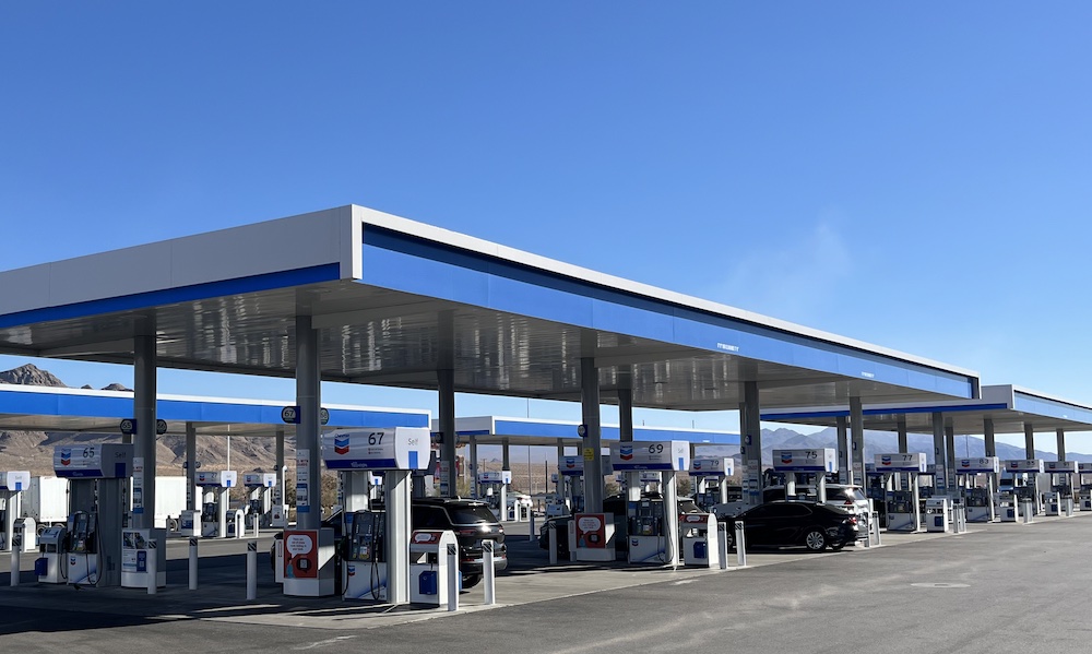 Gasoline prices remain steady this week