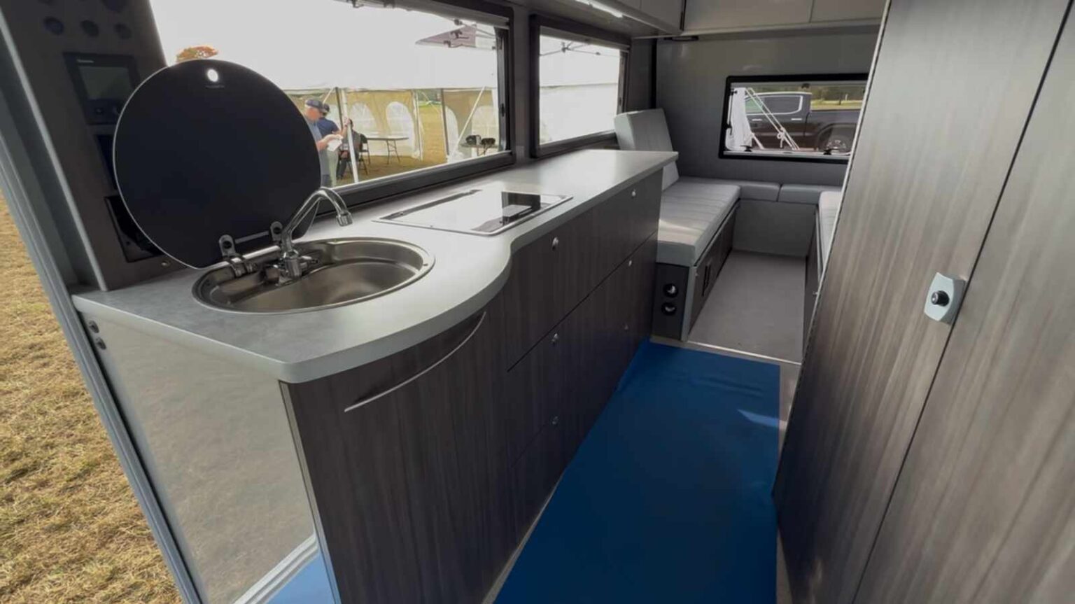 2026 Safari Condo Alto F2414 is light and spacious