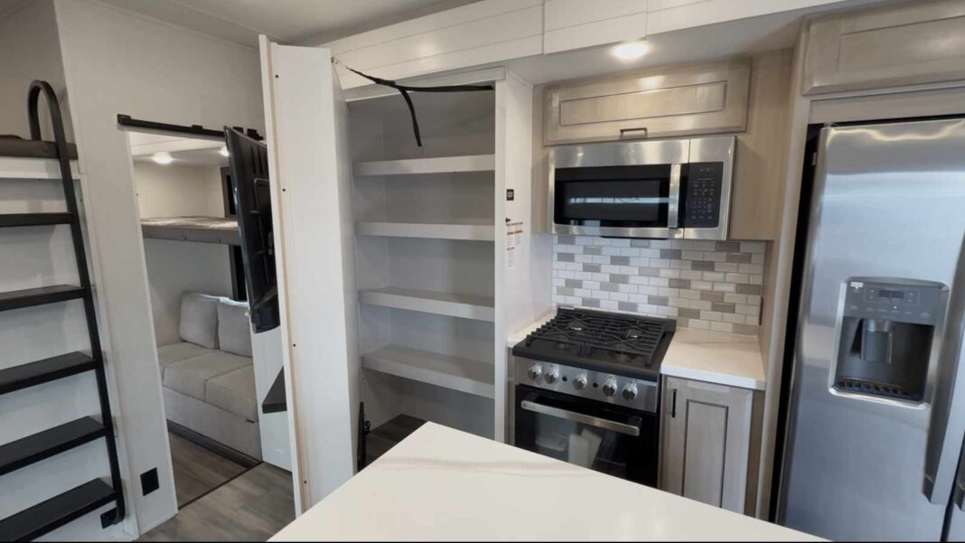 RV review: Highland Ridge Open Range 3X 393TBR – three bedrooms!