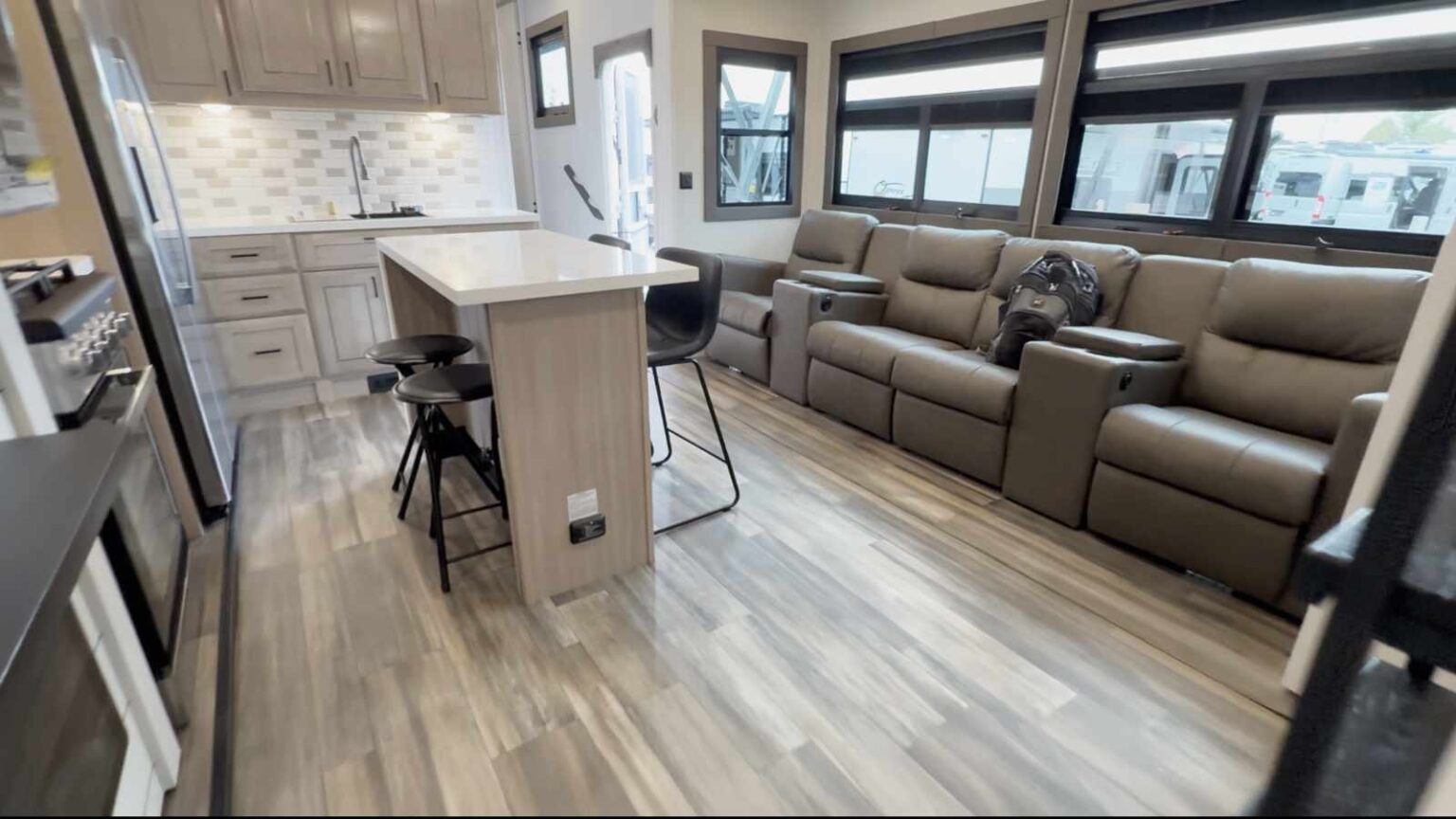 RV review: Highland Ridge Open Range 3X 393TBR – three bedrooms!