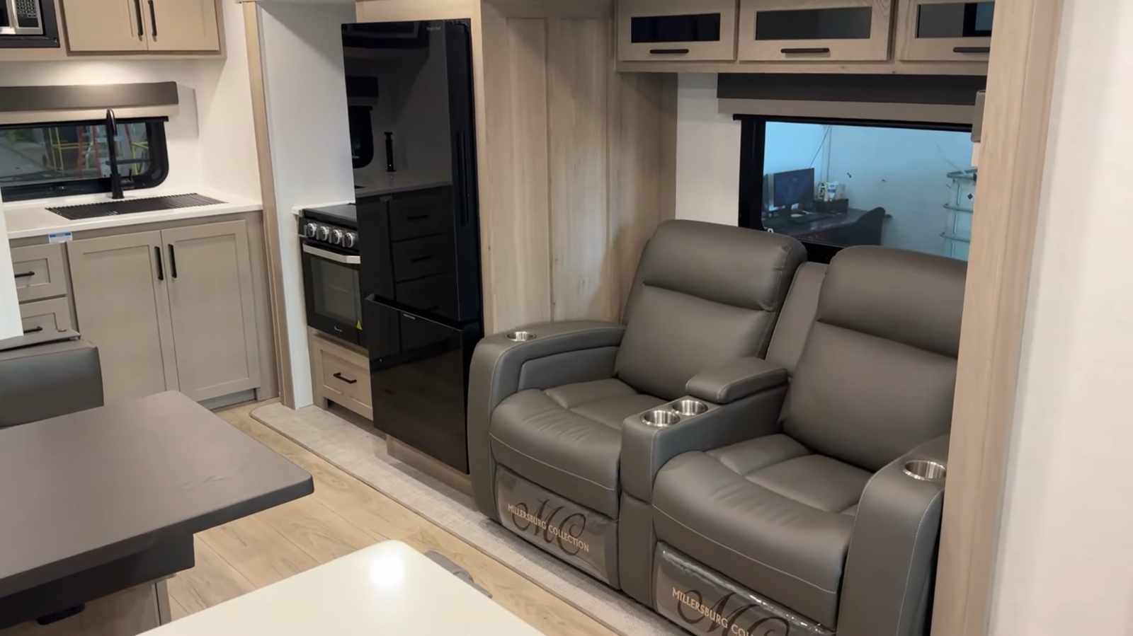 RV review: New-for-2026 Flagstaff Micro Lite 25FBD— a new look at a ...