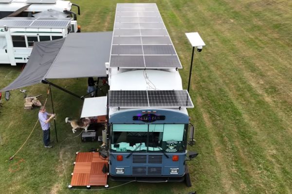 WOW Off the charts, must-see bus conversion