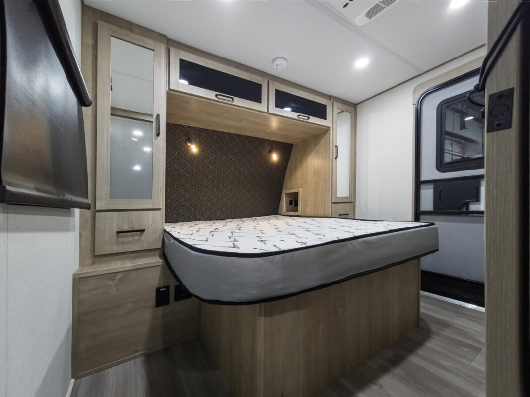 2026 Grand Design Imagine XLS 25RLE: A light, practical, and thoughtful ...