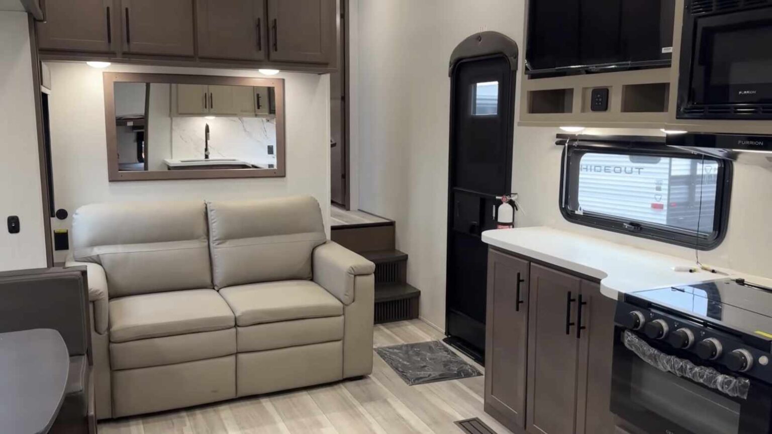 RV review: 2026 Keystone Cougar Sport 2700BH—Lots o' sleep space