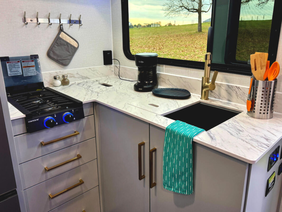 RV review: 2026 inTech Black Wing 826-X—Built how I'd build an RV